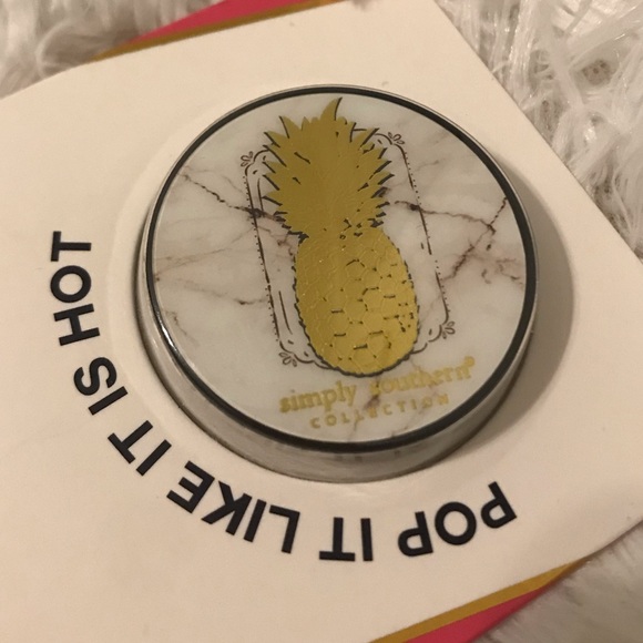 Simply Southern | Accessories | Nwt Simply Southern Pineapple Spinpop ...